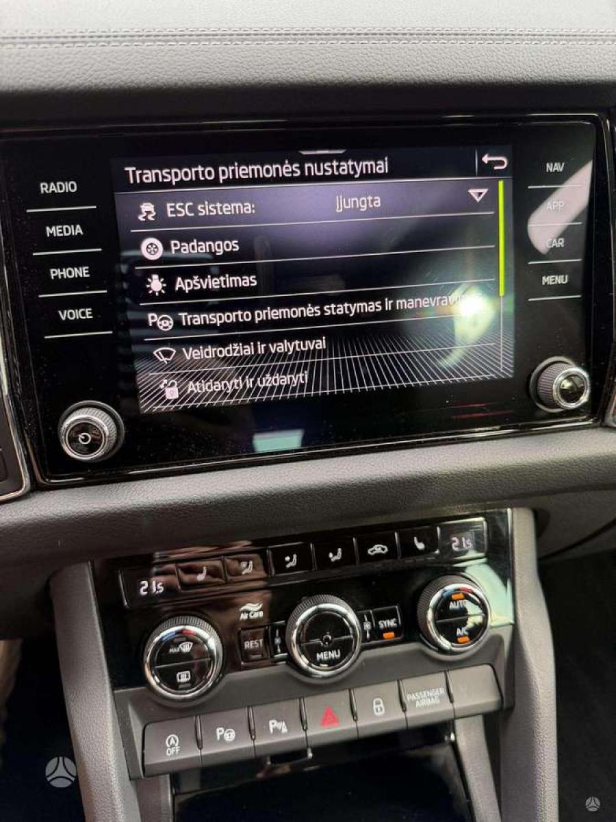 Черный Шкода Kodiaq 2022 в Вильнюс, объемом двигателя 1.97 л и пробегом 189 тыс. км за 22100 €, фото 29 на AUTOMOTO.COM.LV