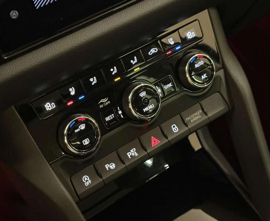 Black Skoda Kodiaq 2022 in Marijampole, with an engine capacity of 1.97 L and mileage of 139 thousand km for 28999 €, photo 17 on AUTOMOTO.COM.LV