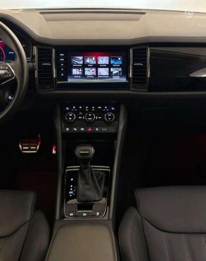 Black Skoda Kodiaq 2022 in Marijampole, with an engine capacity of 1.97 L and mileage of 139 thousand km for 28999 €, photo 20 on AUTOMOTO.COM.LV