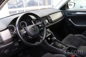 Melns Skoda Kodiaq 2022 Rīga, ar dzinēja tilpumu 2.00 L un nobraukumu 128 tūkst. km par 24500 €, foto 10 vietnē AUTOMOTO.COM.LV