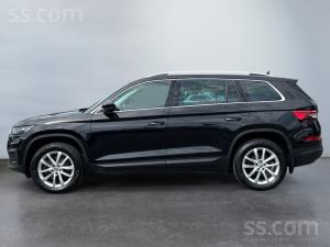 Melns Skoda Kodiaq 2022 Rīga, ar dzinēja tilpumu 2.00 L un nobraukumu 86 tūkst. km par 27220 €, foto 3 vietnē AUTOMOTO.COM.LV
