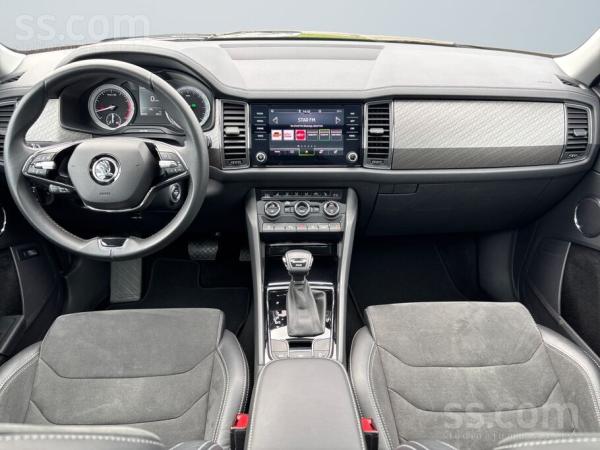 Black Skoda Kodiaq 2022 in Riga, with an engine capacity of 2.00 L and mileage of 86 thousand km for 27220 €, photo 10 on AUTOMOTO.COM.LV