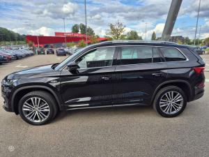 Black Skoda Kodiaq 2022 in Vilnius, with an engine capacity of 1.97 L and mileage of 186 thousand km for 25400 €, photo 5 on AUTOMOTO.COM.LV