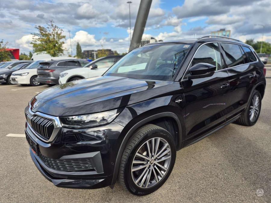 Black Skoda Kodiaq 2022 in Vilnius, with an engine capacity of 1.97 L and mileage of 186 thousand km for 25400 €, photo 9 on AUTOMOTO.COM.LV