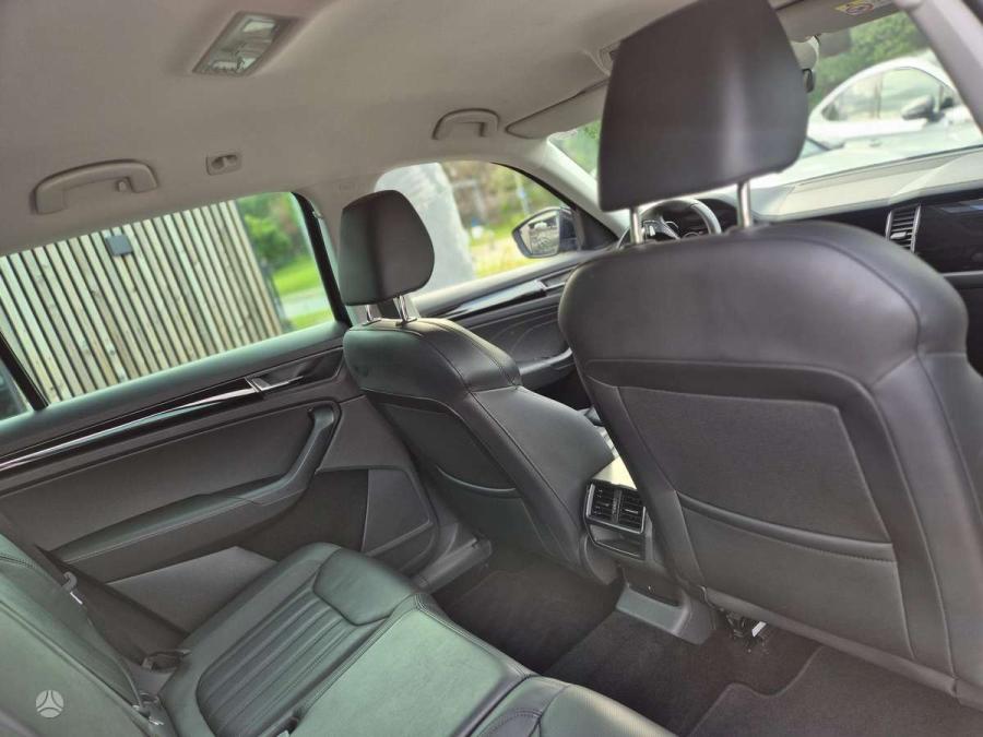 Black Skoda Kodiaq 2022 in Vilnius, with an engine capacity of 1.97 L and mileage of 186 thousand km for 25400 €, photo 16 on AUTOMOTO.COM.LV