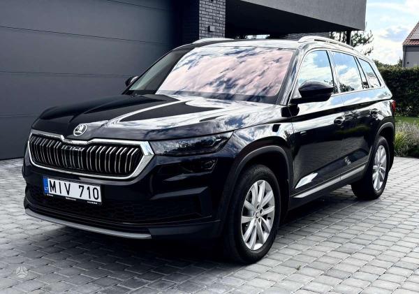 Melns Skoda Kodiaq 2022 Kauņa, ar dzinēja tilpumu 1.50 L un nobraukumu 83 tūkst. km par 28800 €, foto 1 vietnē AUTOMOTO.COM.LV
