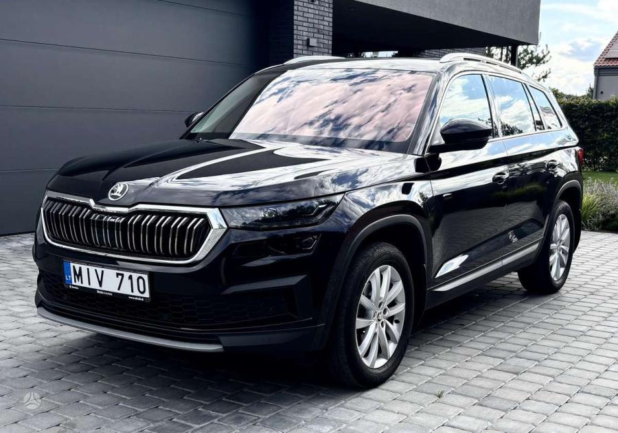 Черный Шкода Kodiaq 2022 в Каунас, объемом двигателя 1.50 л и пробегом 83 тыс. км за 28800 €, фото 1 на AUTOMOTO.COM.LV