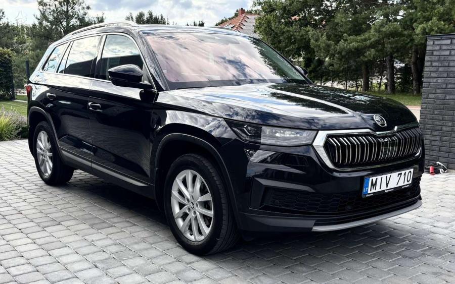 Черный Шкода Kodiaq 2022 в Каунас, объемом двигателя 1.50 л и пробегом 83 тыс. км за 28800 €, фото 3 на AUTOMOTO.COM.LV