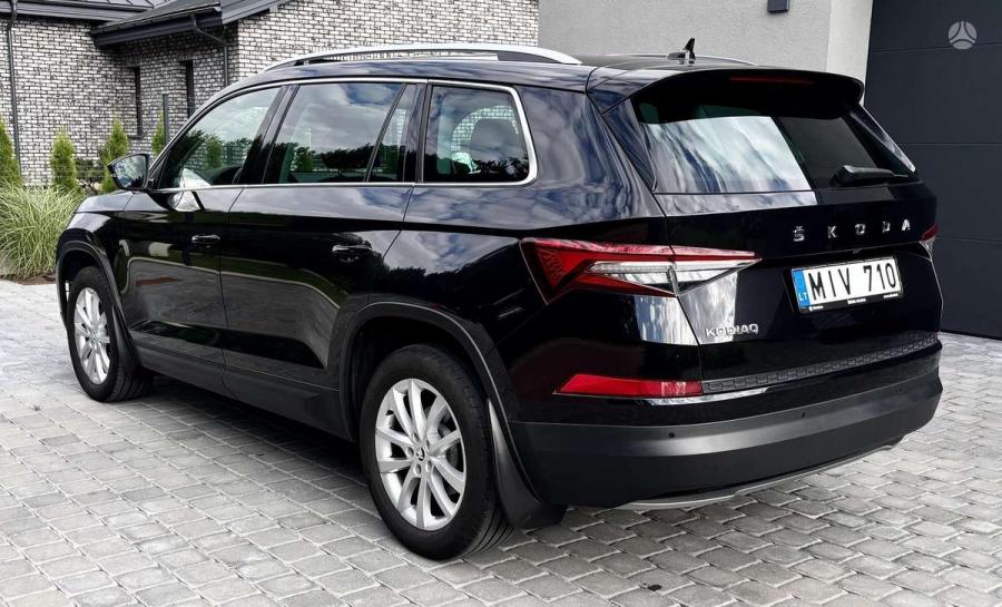 Черный Шкода Kodiaq 2022 в Каунас, объемом двигателя 1.50 л и пробегом 83 тыс. км за 28800 €, фото 4 на AUTOMOTO.COM.LV