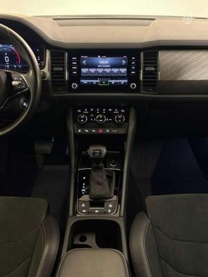 Melns Skoda Kodiaq 2022 Marijampole, ar dzinēja tilpumu 1.97 L un nobraukumu 232 tūkst. km par 23450 €, foto 38 vietnē AUTOMOTO.COM.LV