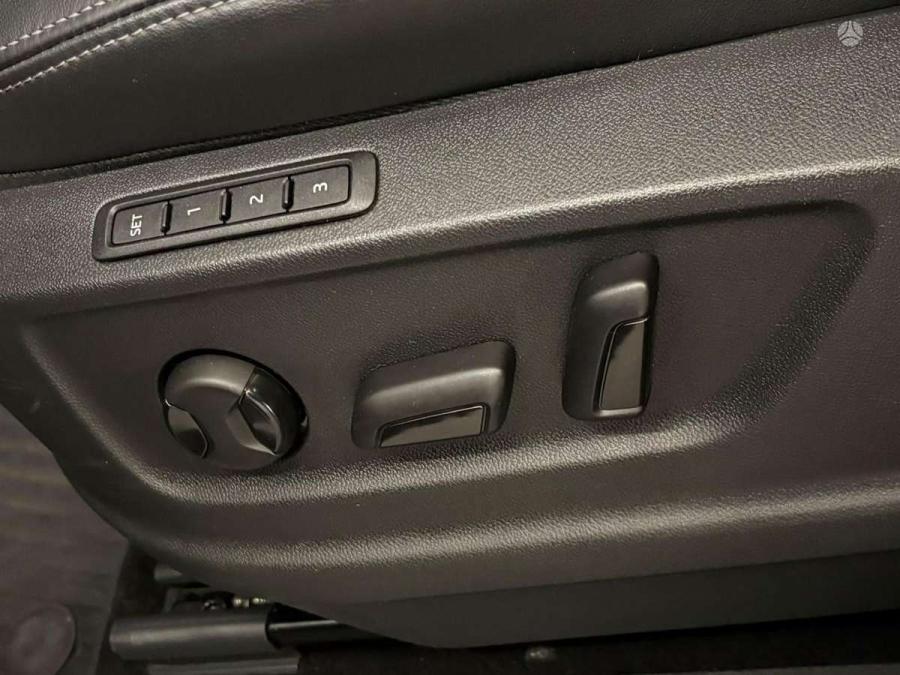 Melns Skoda Kodiaq 2022 Marijampole, ar dzinēja tilpumu 1.97 L un nobraukumu 232 tūkst. km par 23450 €, foto 58 vietnē AUTOMOTO.COM.LV