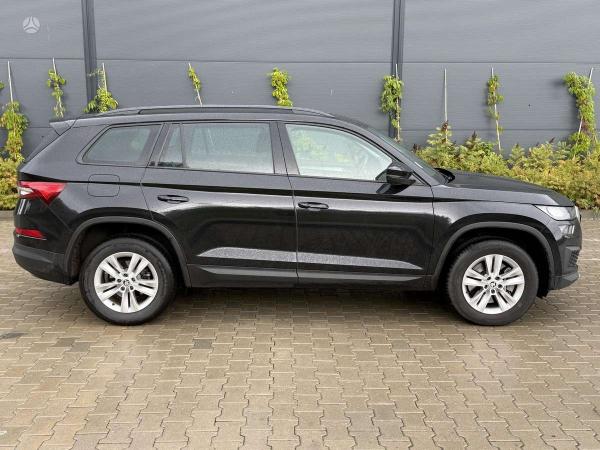 Черный Шкода Kodiaq 2022 в Вильнюс, объемом двигателя 2.00 л и пробегом 252 тыс. км за 16300 €, фото 7 на AUTOMOTO.COM.LV