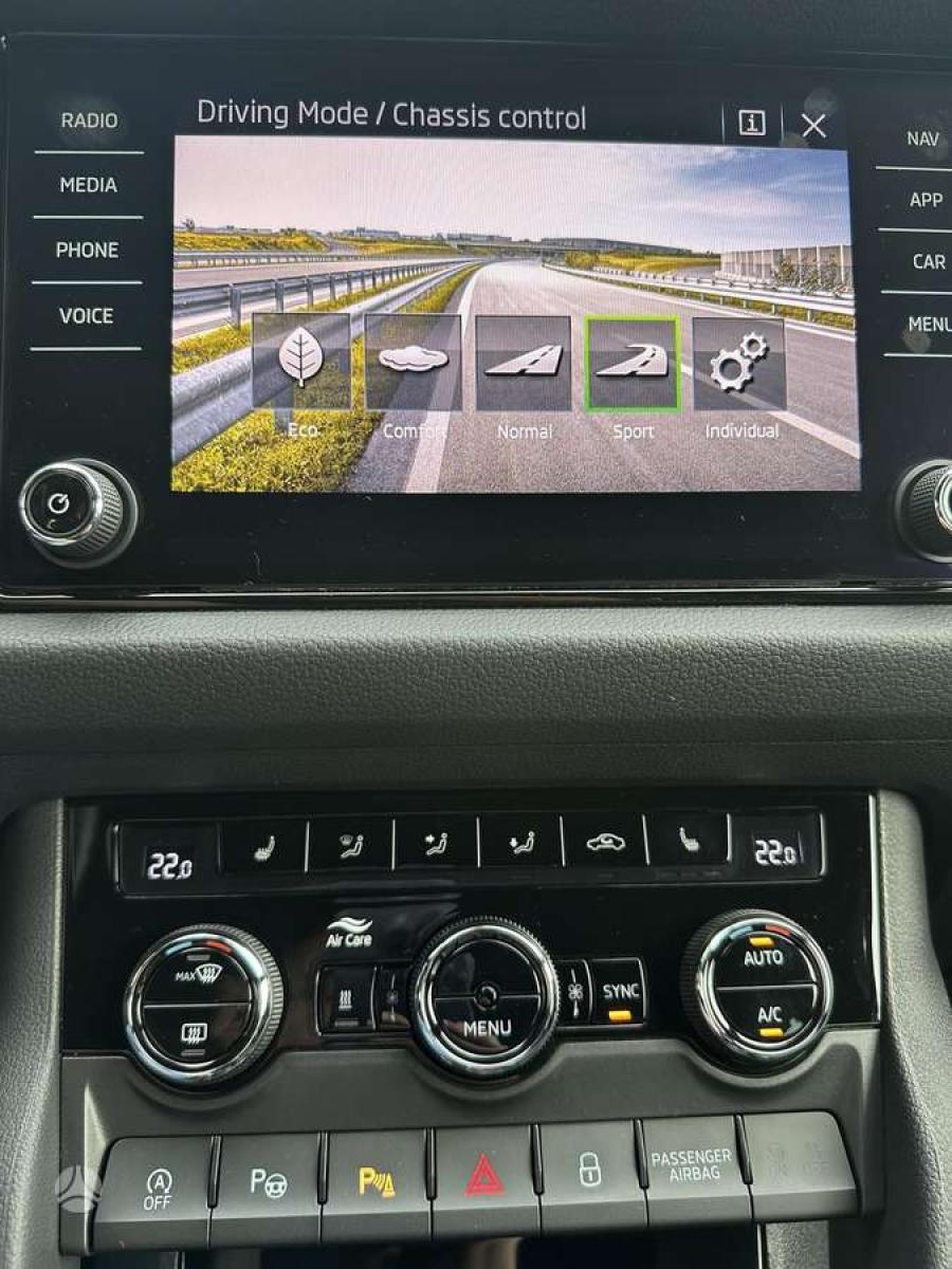 Черный Шкода Kodiaq 2022 в Клайпеда, объемом двигателя 1.97 л и пробегом 65 тыс. км за 33800 €, фото 29 на AUTOMOTO.COM.LV
