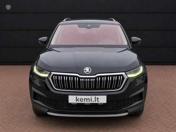 Black Skoda Kodiaq 2022 in Vilnius, with an engine capacity of 1.97 L and mileage of 168 thousand km for 24750 €, photo 4 on AUTOMOTO.COM.LV