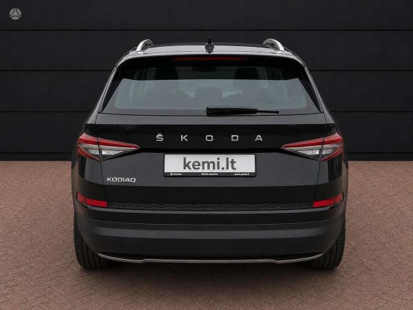 Black Skoda Kodiaq 2022 in Vilnius, with an engine capacity of 1.97 L and mileage of 168 thousand km for 24750 €, photo 7 on AUTOMOTO.COM.LV