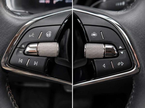 Black Skoda Kodiaq 2022 in Vilnius, with an engine capacity of 1.97 L and mileage of 168 thousand km for 24750 €, photo 8 on AUTOMOTO.COM.LV