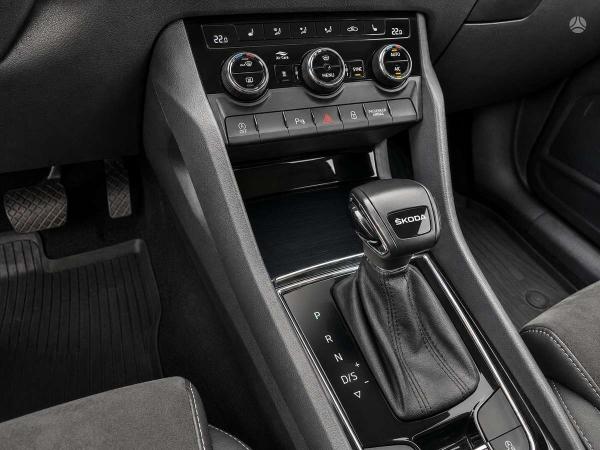 Black Skoda Kodiaq 2022 in Vilnius, with an engine capacity of 1.97 L and mileage of 168 thousand km for 24750 €, photo 9 on AUTOMOTO.COM.LV