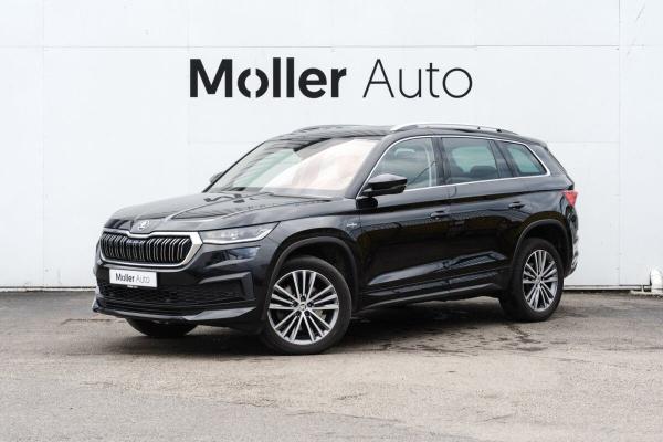 Skoda Kodiaq 2022 in Riga on AUTOMOTO.COM.LV Black Skoda Kodiaq 2022 in Riga, with an engine capacity of 2.00 L and mileage of 93 thousand km for 32500 €, photo 1 on AUTOMOTO.COM.LV
