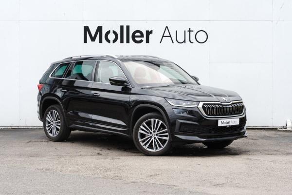 Skoda Kodiaq 2022 in Riga on AUTOMOTO.COM.LV Black Skoda Kodiaq 2022 in Riga, with an engine capacity of 2.00 L and mileage of 93 thousand km for 32500 €, photo 3 on AUTOMOTO.COM.LV
