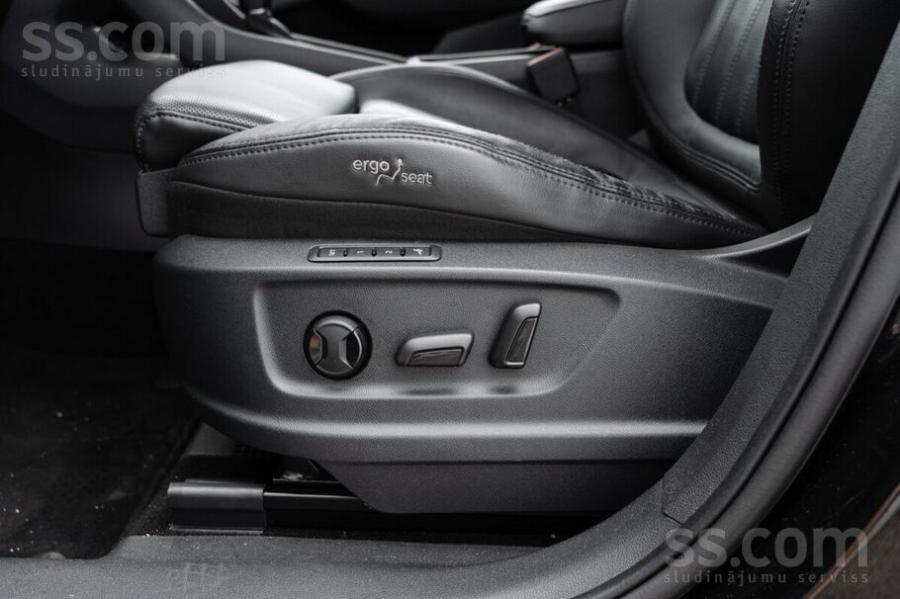 Black Skoda Kodiaq 2022 in Riga, with an engine capacity of 2.00 L and mileage of 93 thousand km for 31350 €, photo 16 on AUTOMOTO.COM.LV