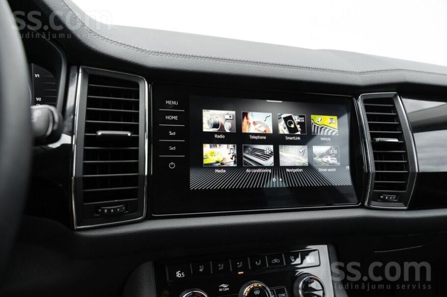 Black Skoda Kodiaq 2022 in Riga, with an engine capacity of 2.00 L and mileage of 93 thousand km for 31350 €, photo 30 on AUTOMOTO.COM.LV