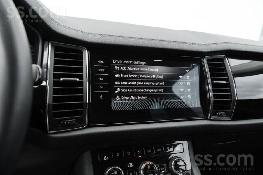 Black Skoda Kodiaq 2022 in Riga, with an engine capacity of 2.00 L and mileage of 93 thousand km for 31350 €, photo 34 on AUTOMOTO.COM.LV