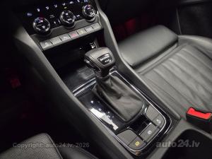 Melns Skoda Kodiaq 2022 Tallina, ar dzinēja tilpumu 2.00 L un nobraukumu 137 tūkst. km par 26900 €, foto 12 vietnē AUTOMOTO.COM.LV