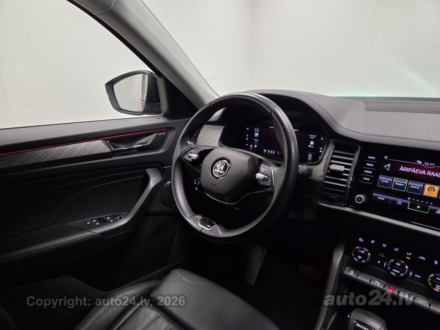 Melns Skoda Kodiaq 2022 Tallina, ar dzinēja tilpumu 2.00 L un nobraukumu 137 tūkst. km par 26900 €, foto 13 vietnē AUTOMOTO.COM.LV