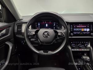 Melns Skoda Kodiaq 2022 Tallina, ar dzinēja tilpumu 2.00 L un nobraukumu 137 tūkst. km par 26900 €, foto 14 vietnē AUTOMOTO.COM.LV