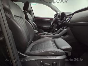 Melns Skoda Kodiaq 2022 Tallina, ar dzinēja tilpumu 2.00 L un nobraukumu 137 tūkst. km par 26900 €, foto 17 vietnē AUTOMOTO.COM.LV