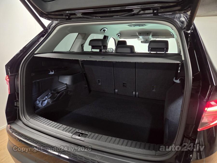 Melns Skoda Kodiaq 2022 Tallina, ar dzinēja tilpumu 2.00 L un nobraukumu 137 tūkst. km par 26900 €, foto 20 vietnē AUTOMOTO.COM.LV