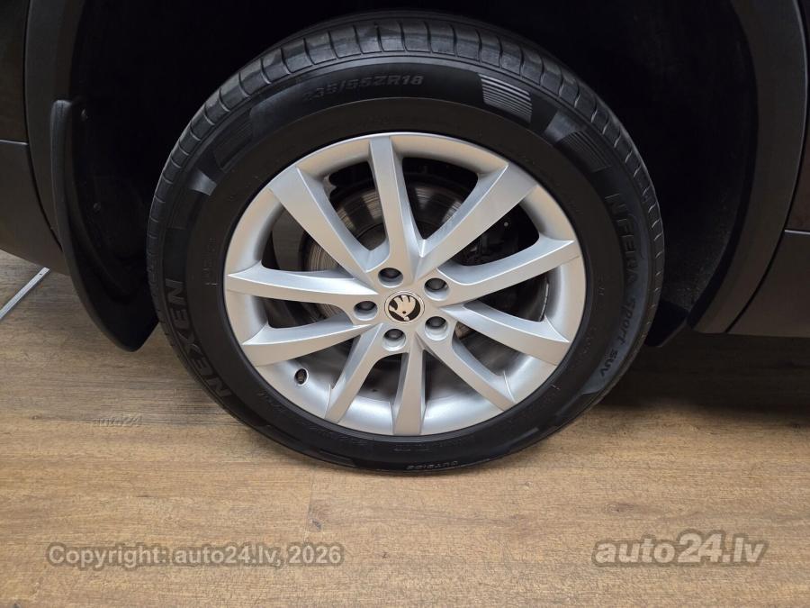 Melns Skoda Kodiaq 2022 Tallina, ar dzinēja tilpumu 2.00 L un nobraukumu 137 tūkst. km par 26900 €, foto 22 vietnē AUTOMOTO.COM.LV