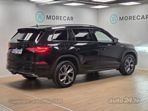 Melns Skoda Kodiaq 2022 Tallina, ar dzinēja tilpumu 2.00 L un nobraukumu 135 tūkst. km par 28900 €, foto 5 vietnē AUTOMOTO.COM.LV