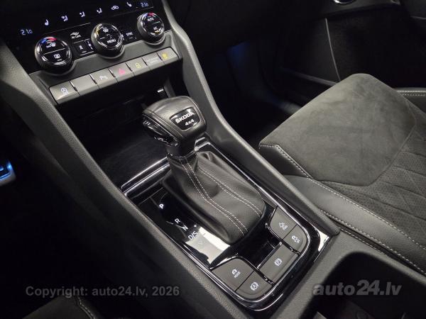 Skoda Kodiaq 2022 in Tallinn on AUTOMOTO.COM.LV Black Skoda Kodiaq 2022 in Tallinn, with an engine capacity of 2.00 L and mileage of 135 thousand km for 28900 €, photo 9 on AUTOMOTO.COM.LV