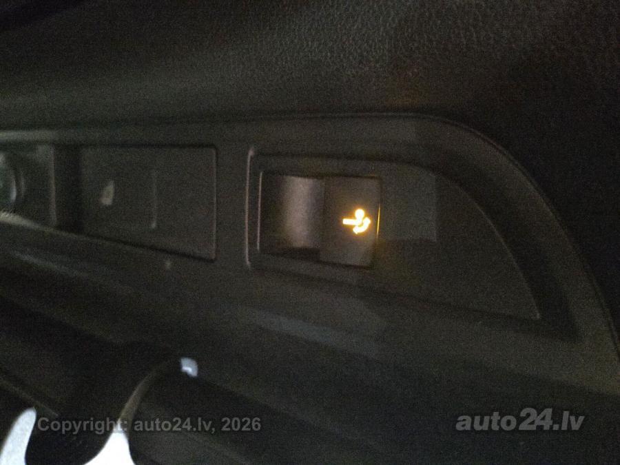 Melns Skoda Kodiaq 2022 Tallina, ar dzinēja tilpumu 2.00 L un nobraukumu 135 tūkst. km par 28900 €, foto 12 vietnē AUTOMOTO.COM.LV