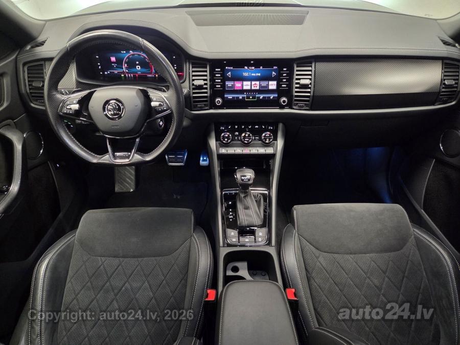 Melns Skoda Kodiaq 2022 Tallina, ar dzinēja tilpumu 2.00 L un nobraukumu 135 tūkst. km par 28900 €, foto 21 vietnē AUTOMOTO.COM.LV