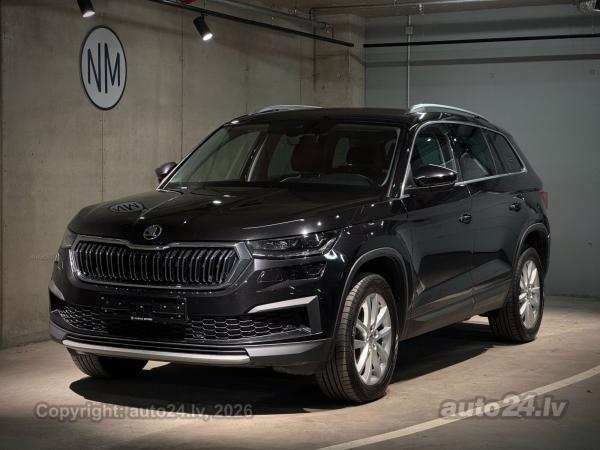 Skoda Kodiaq 2022 in Tallinn on AUTOMOTO.COM.LV Black Skoda Kodiaq 2022 in Tallinn, with an engine capacity of 2.00 L and mileage of 128 thousand km for 25990 €, photo 4 on AUTOMOTO.COM.LV