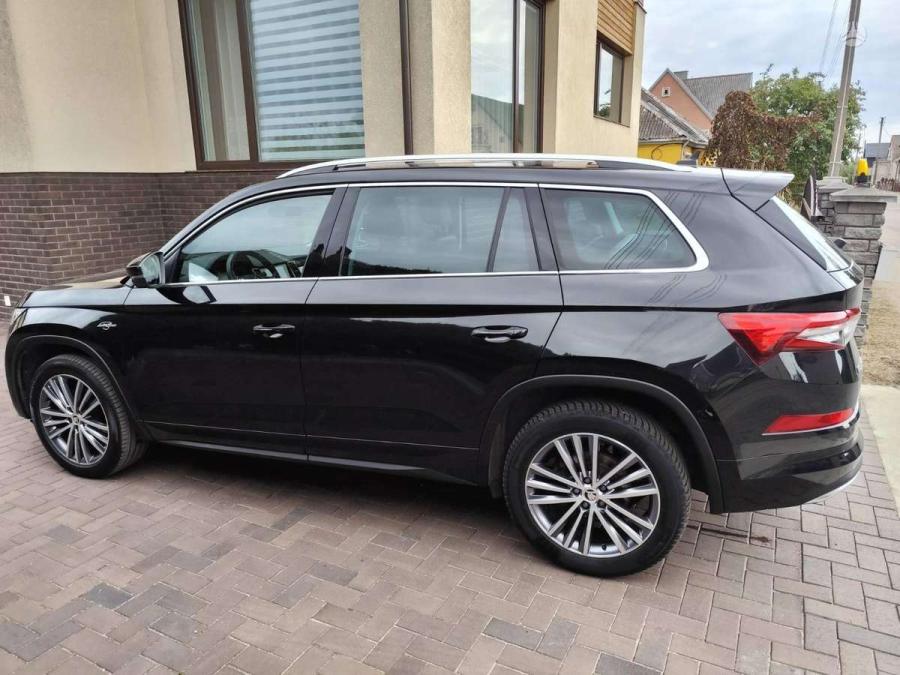 Черный Шкода Kodiaq 2022 в Калвария, объемом двигателя 1.50 л и пробегом 158 тыс. км за 27770 €, фото 3 на AUTOMOTO.COM.LV