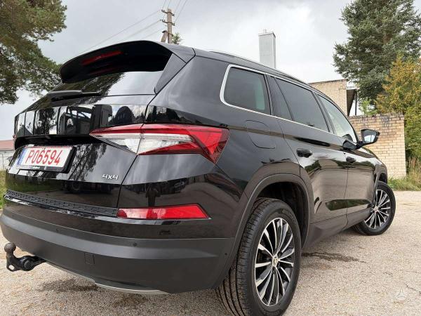 Melns Skoda Kodiaq 2022 Utena, ar dzinēja tilpumu 1.97 L un nobraukumu 187 tūkst. km par 22777 €, foto 6 vietnē AUTOMOTO.COM.LV