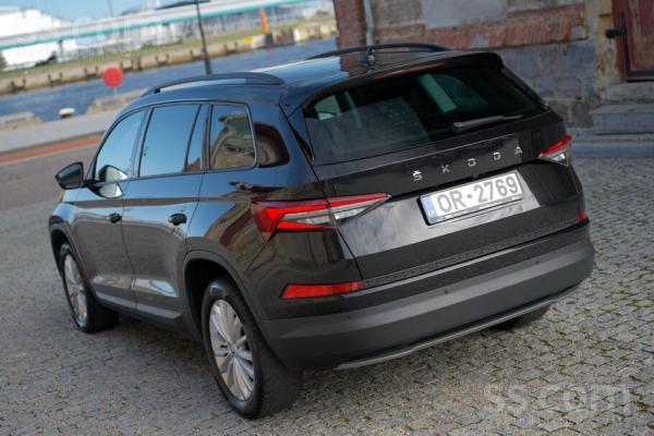 Black Skoda Kodiaq 2022 in Riga, with an engine capacity of 2.00 L and mileage of 194 thousand km for 19950 €, photo 8 on AUTOMOTO.COM.LV