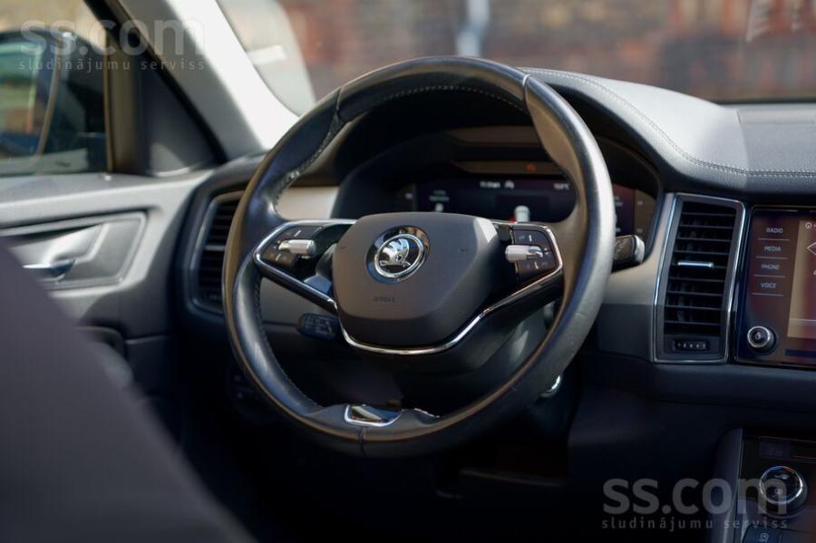 Черный Шкода Kodiaq 2022 в Рига, объемом двигателя 2.00 л и пробегом 194 тыс. км за 19950 €, фото 16 на AUTOMOTO.COM.LV