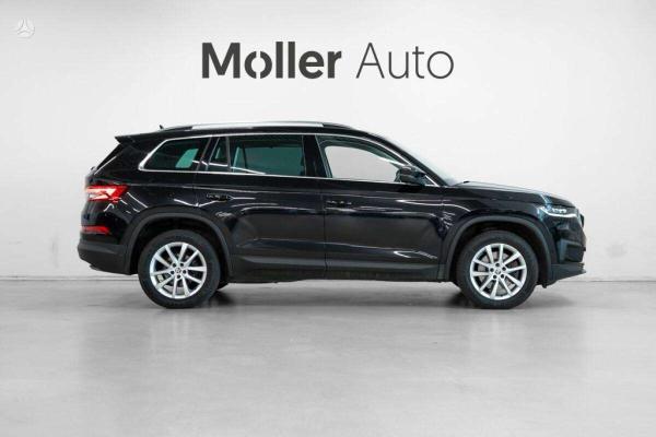 Skoda Kodiaq 2022 in Vilnius on AUTOMOTO.COM.LV Black Skoda Kodiaq 2022 in Vilnius, with an engine capacity of 2.00 L and mileage of 108 thousand km for 32500 €, photo 5 on AUTOMOTO.COM.LV