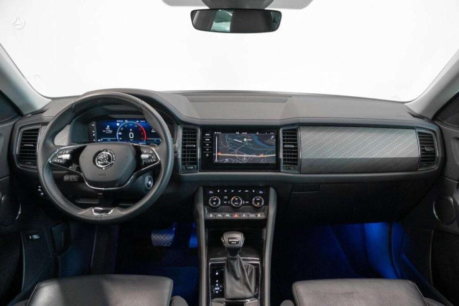Black Skoda Kodiaq 2022 in Vilnius, with an engine capacity of 2.00 L and mileage of 108 thousand km for 32500 €, photo 9 on AUTOMOTO.COM.LV