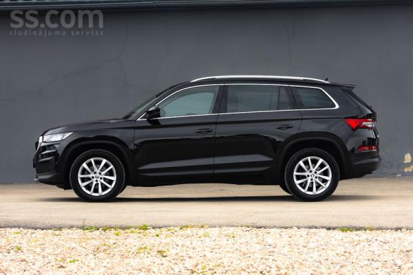 Skoda Kodiaq 2022 Jelgava vietnē Melns Skoda Kodiaq 2022 Jelgava, ar dzinēja tilpumu 1.50 L un nobraukumu 210 tūkst. km par 21000 €, foto 5 vietnē AUTOMOTO.COM.LV