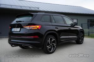 Melns Skoda Kodiaq 2023 Tallina, ar dzinēja tilpumu 2.00 L un nobraukumu 54 tūkst. km par 43990 €, foto 4 vietnē AUTOMOTO.COM.LV