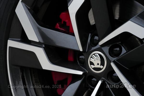 Черный Шкода Kodiaq 2023 в Таллин, объемом двигателя 2.00 л и пробегом 54 тыс. км за 43990 €, фото 11 на AUTOMOTO.COM.LV