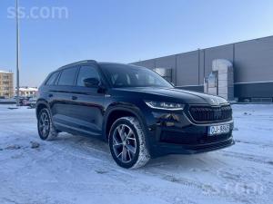 Melns Skoda Kodiaq 2023 Rīga, ar dzinēja tilpumu 2.00 L un nobraukumu 66 tūkst. km par 31250 €, foto 3 vietnē AUTOMOTO.COM.LV