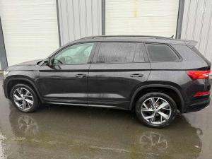 Black Skoda Kodiaq 2023 in Klaipeda, with an engine capacity of 2.00 L and mileage of 280 thousand km for 21900 €, photo 4 on AUTOMOTO.COM.LV
