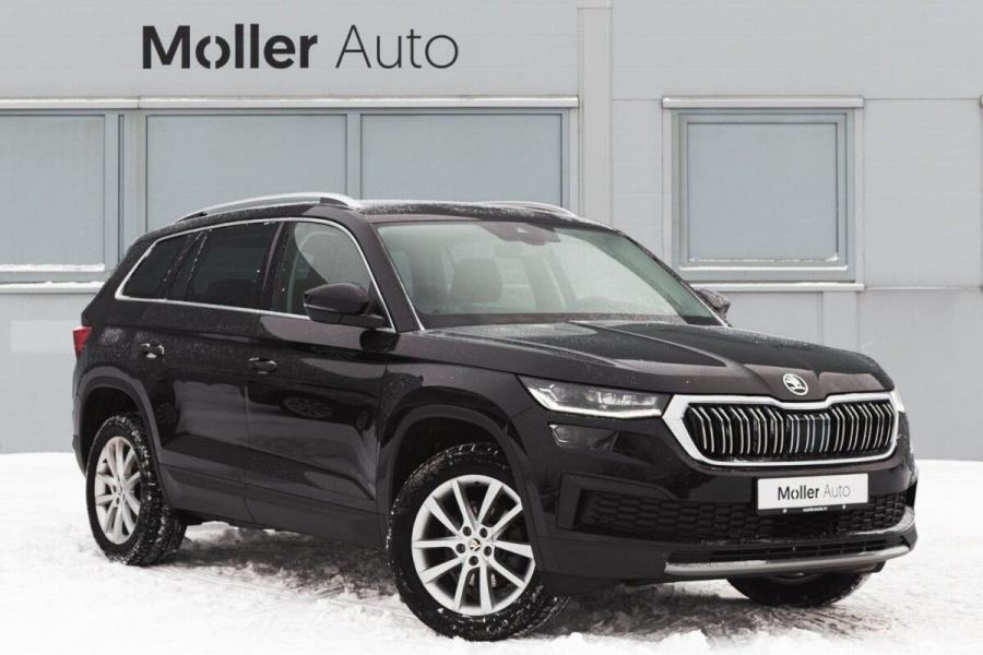 Black Skoda Kodiaq 2023 in Ventspils, with an engine capacity of 2.00 L and mileage of 53 thousand km for 35300 €, photo 7 on AUTOMOTO.COM.LV