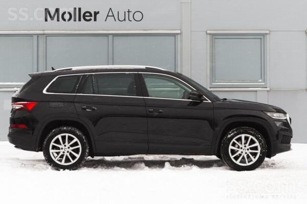 Black Skoda Kodiaq 2023 in Ventspils, with an engine capacity of 2.00 L and mileage of 53 thousand km for 35300 €, photo 6 on AUTOMOTO.COM.LV